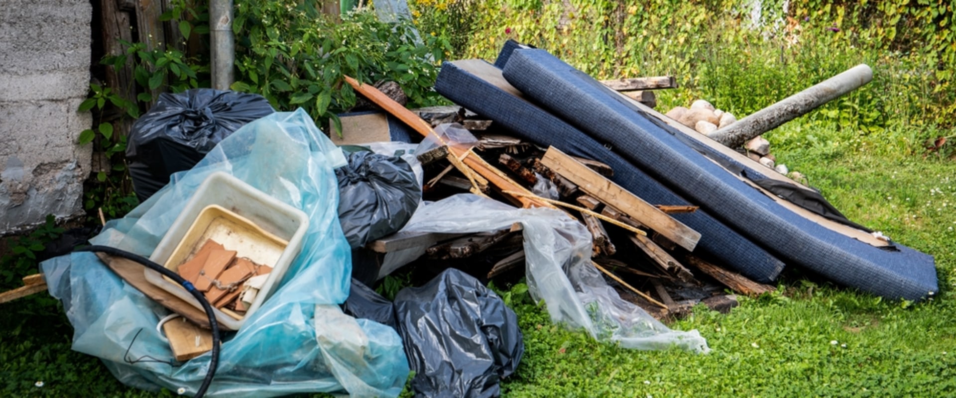 How A Junk Removal Company Can Help Remove Junk From Fix And Flip ...